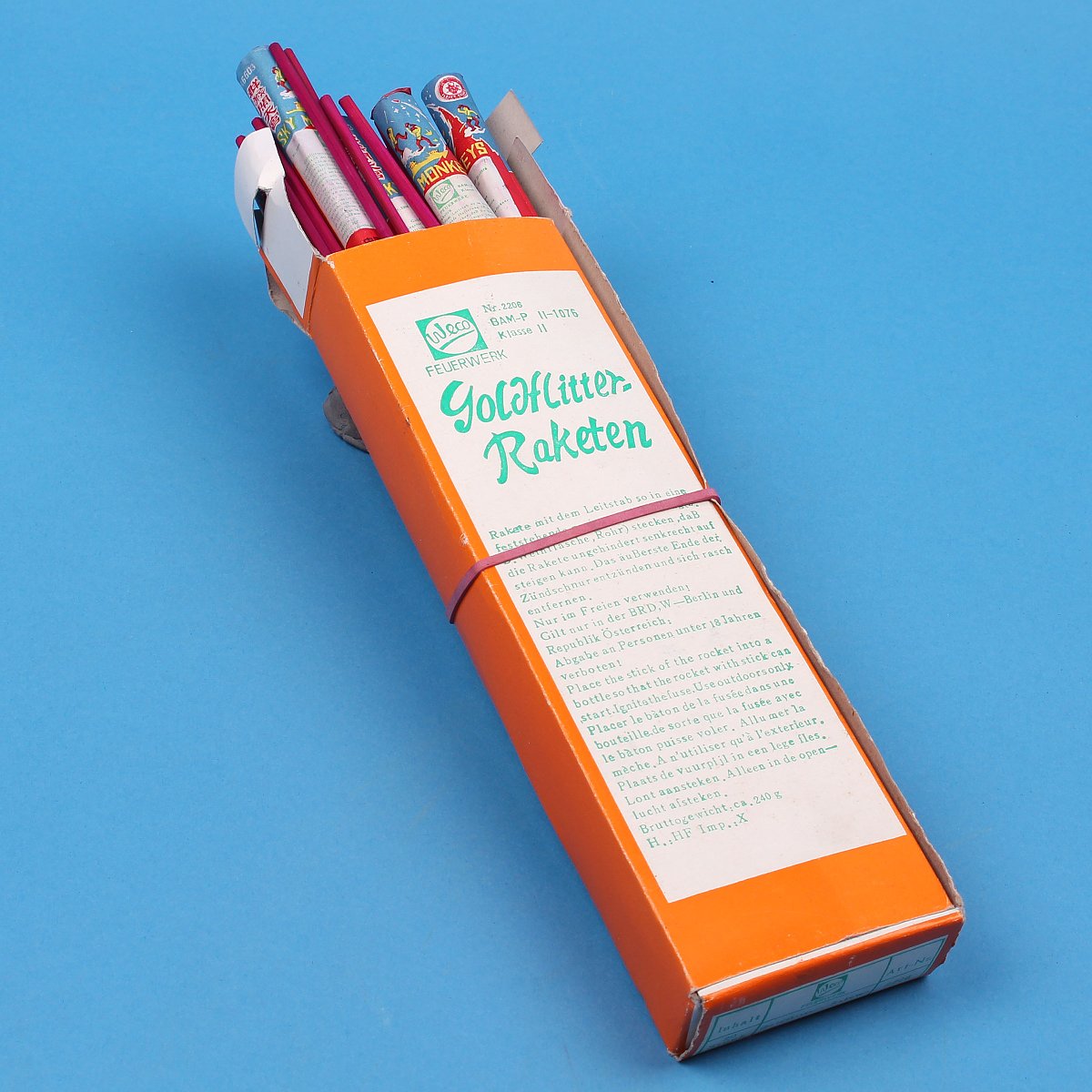 Weco Goldflitterraketen 20Stk. Fl. Basket - Feuerwerksvitrine