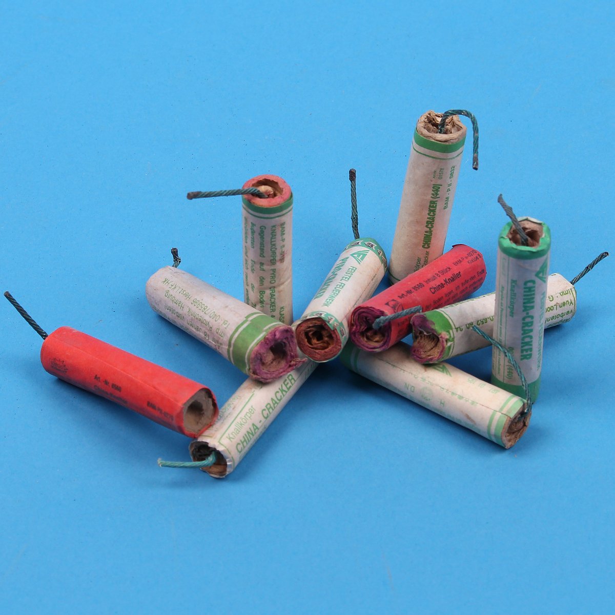 Tütchen Finale 2017 Pyro Cracker - Feuerwerksvitrine